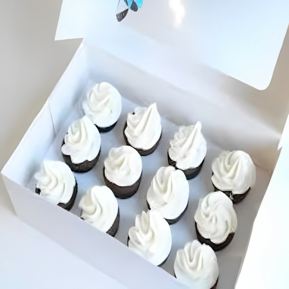 Boite et Insert 12 mini cupcakes - Perle Dorée